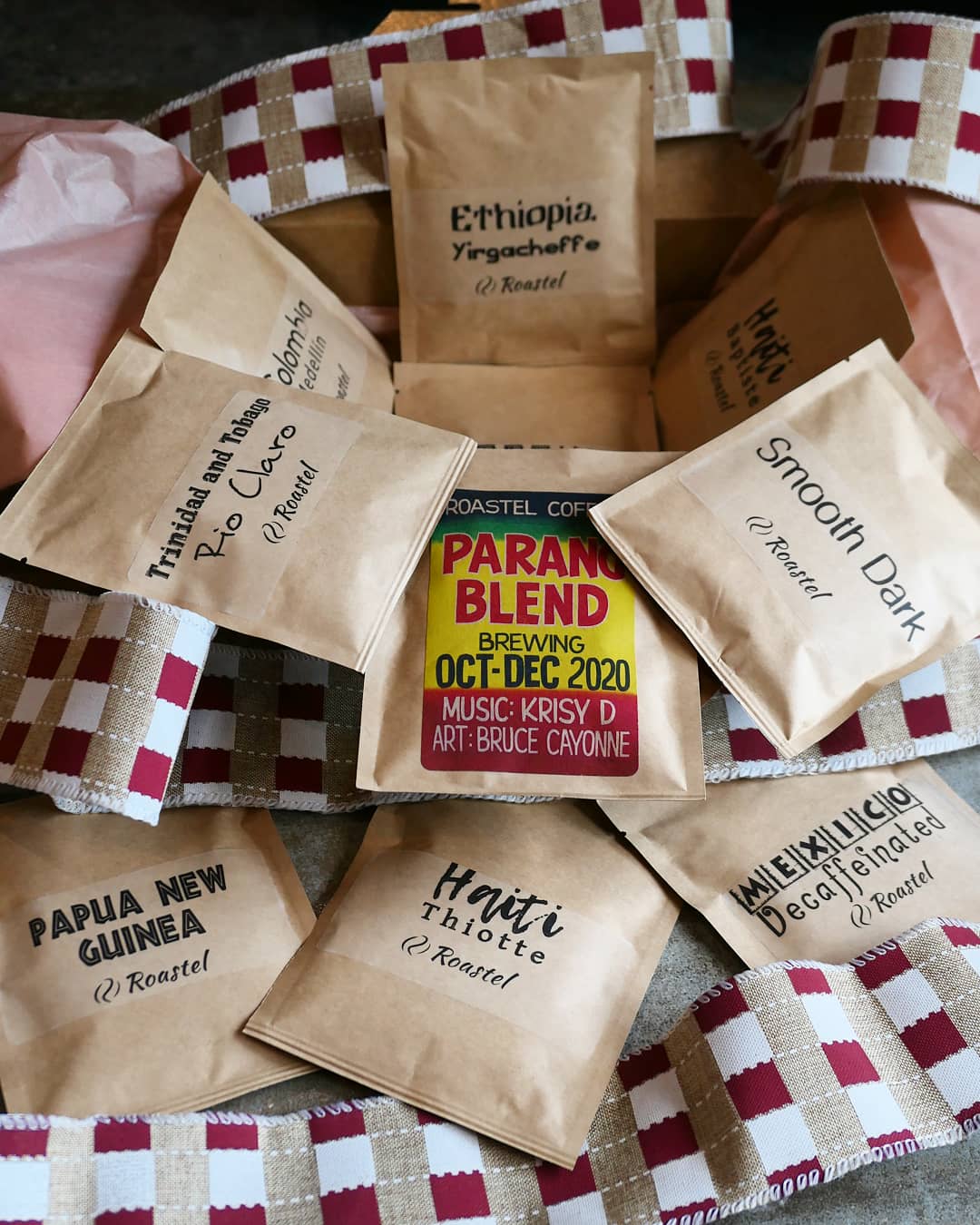 Box of coffee (10 unique cup top pourovers) – ROASTEL Premium , Fresh ...